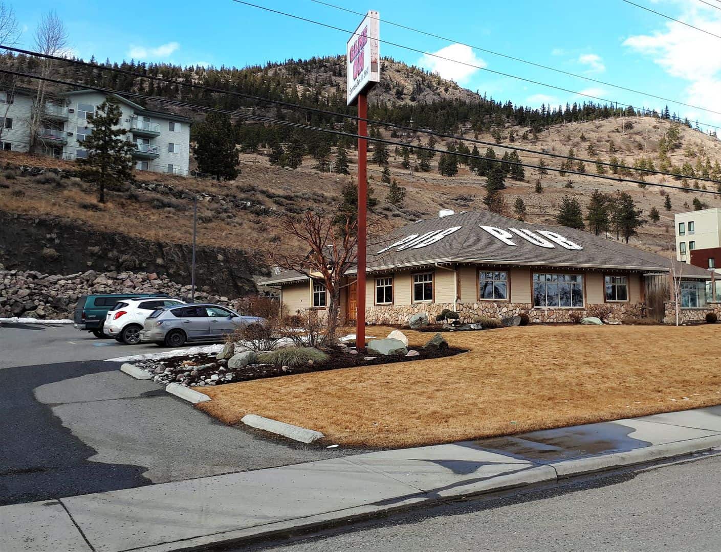 Merritt BC Canada restaurant pub Game On Sports Bar and Grill