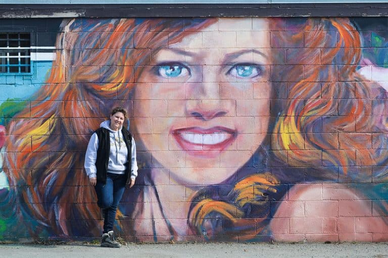 Martina McBride - Downtown Merritt BC Murals - Experience Nicola Valley ...