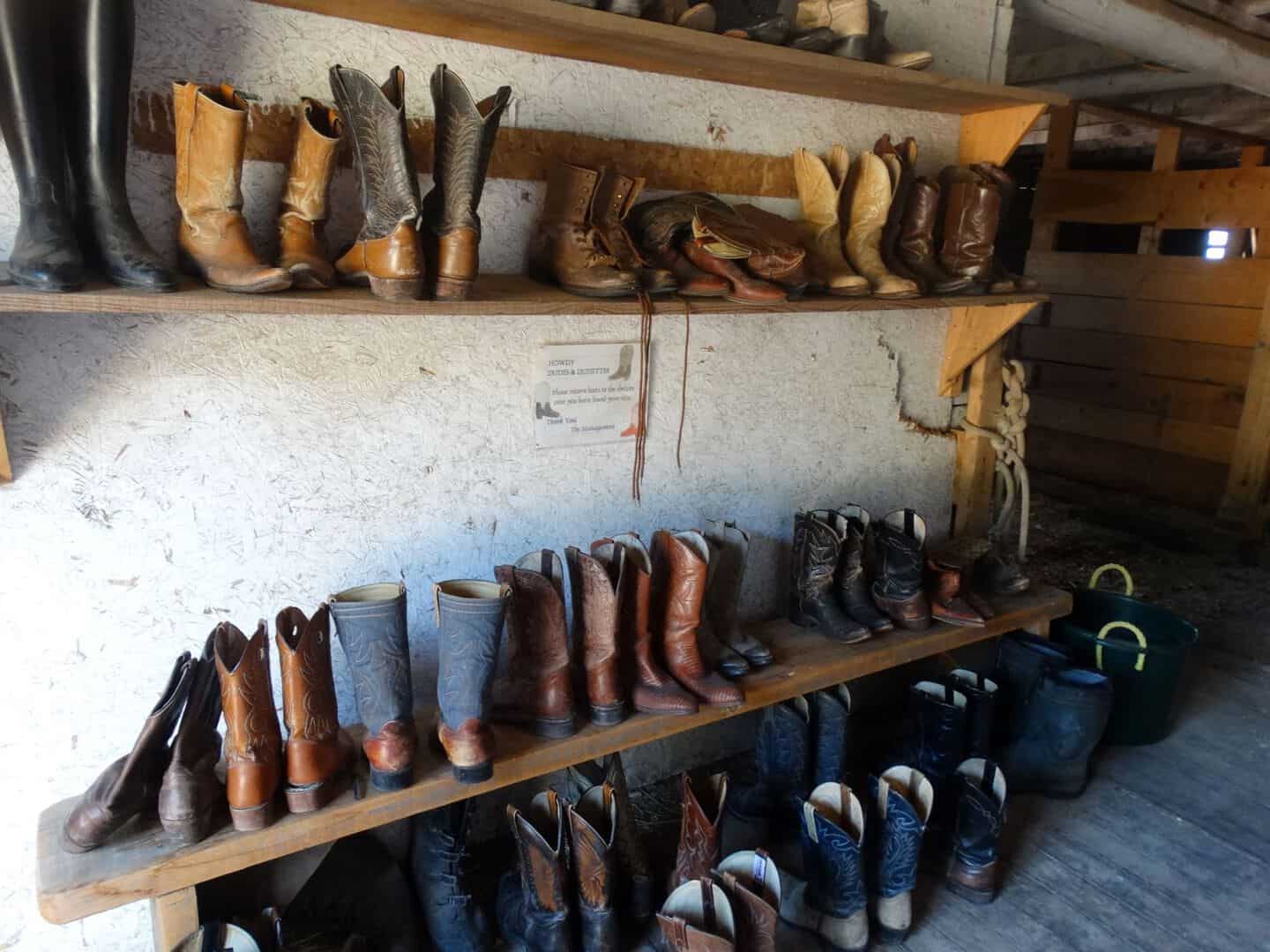 Horse Back Riding at A-P Guest Ranch Nicola Valley Merritt BC.